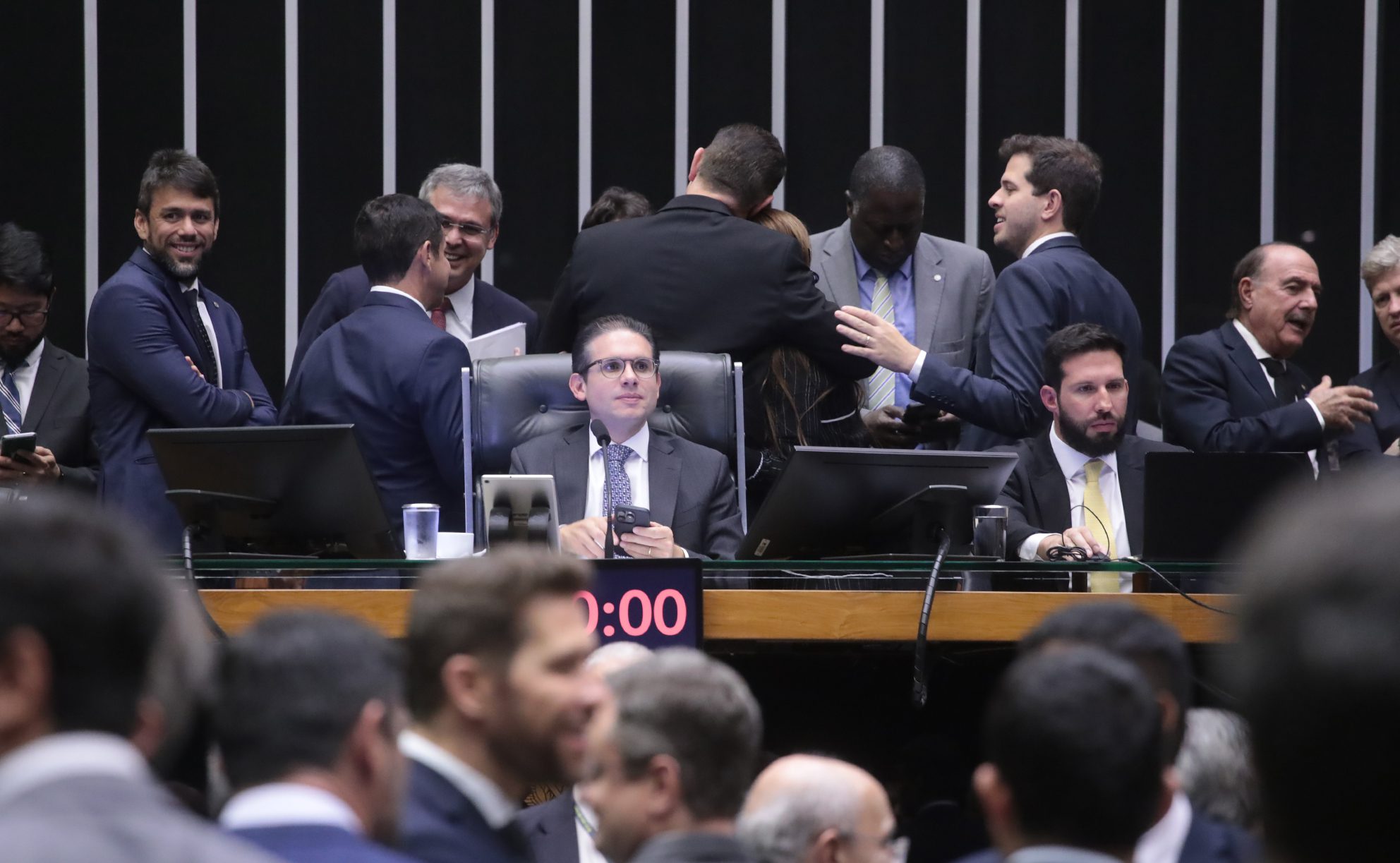 Câmara aprova urgência do PDL que suspende efeitos do decreto do IOF