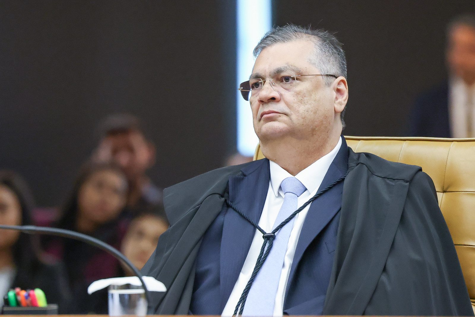 Dino se declara impedido para julgar ação contra lei do MA que ele ...